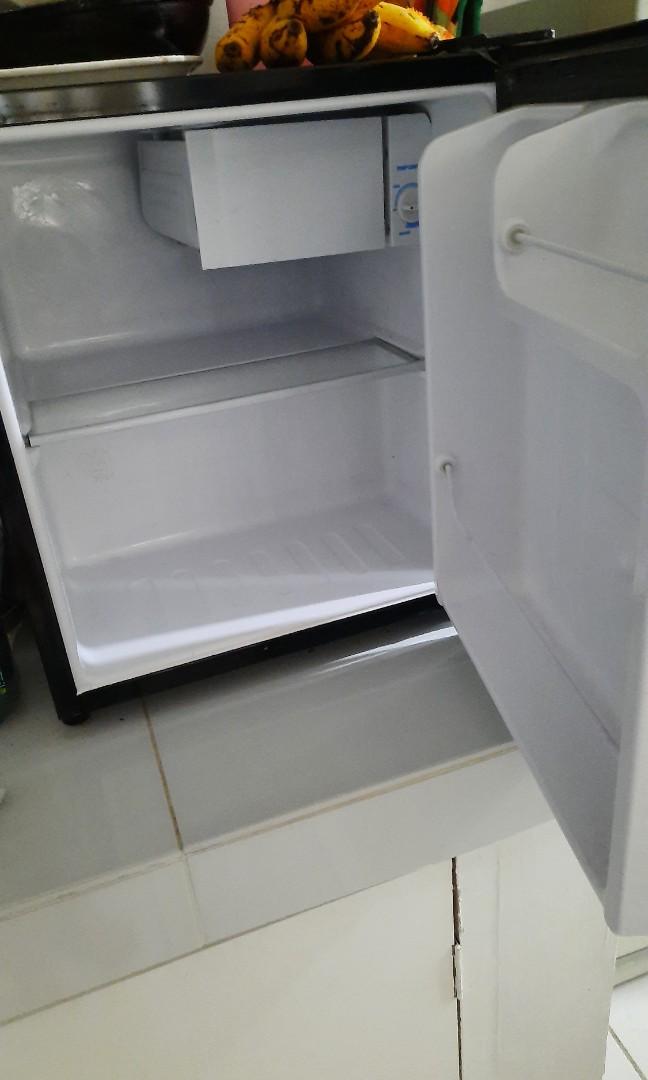 Ezy personal ref, TV & Home Appliances, Kitchen Appliances ...