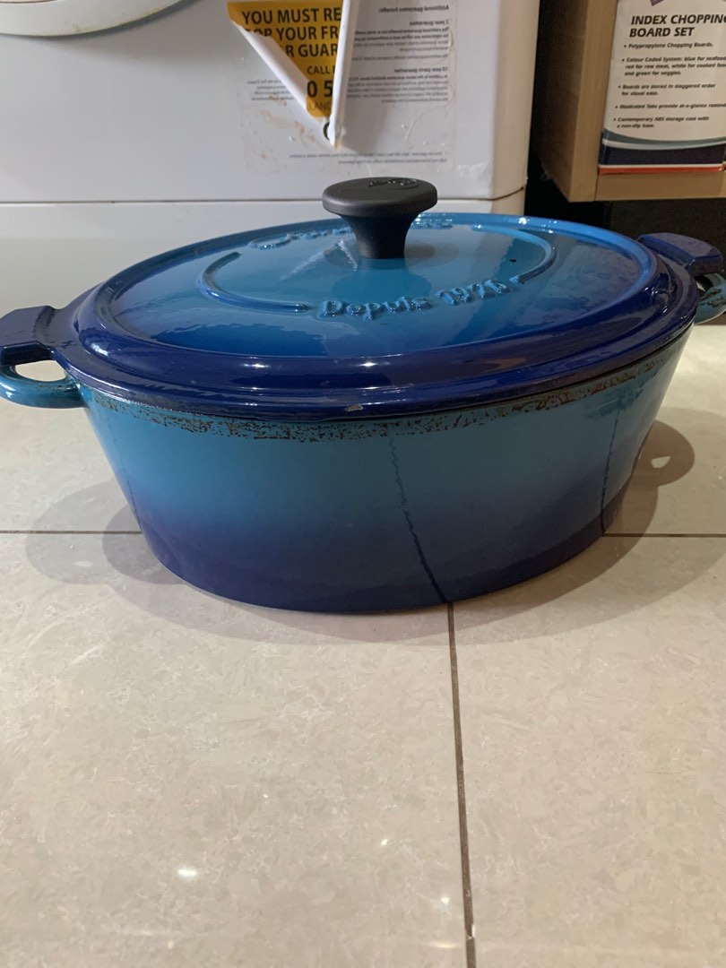 Fontignac Dutch oven, Furniture & Home Living, Kitchenware & Tableware ...