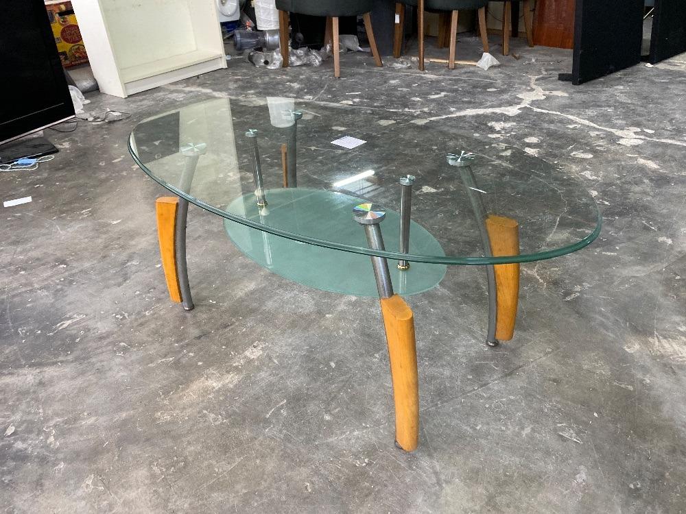Glass Top Surface Metal Frame Coffee Table / Meja Kopi Bingkai Logam ...