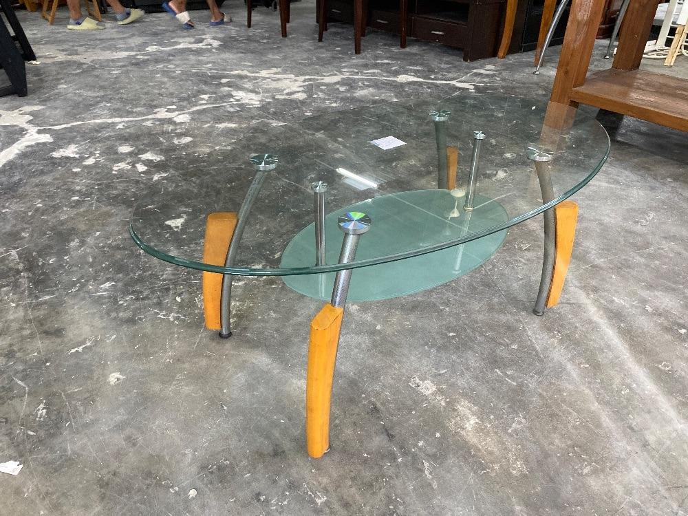 Glass Top Surface Metal Frame Coffee Table / Meja Kopi Bingkai Logam ...
