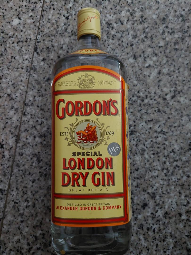 Gordon's London Dry Gin, Food & Drinks, Alcoholic Beverages on Carousell