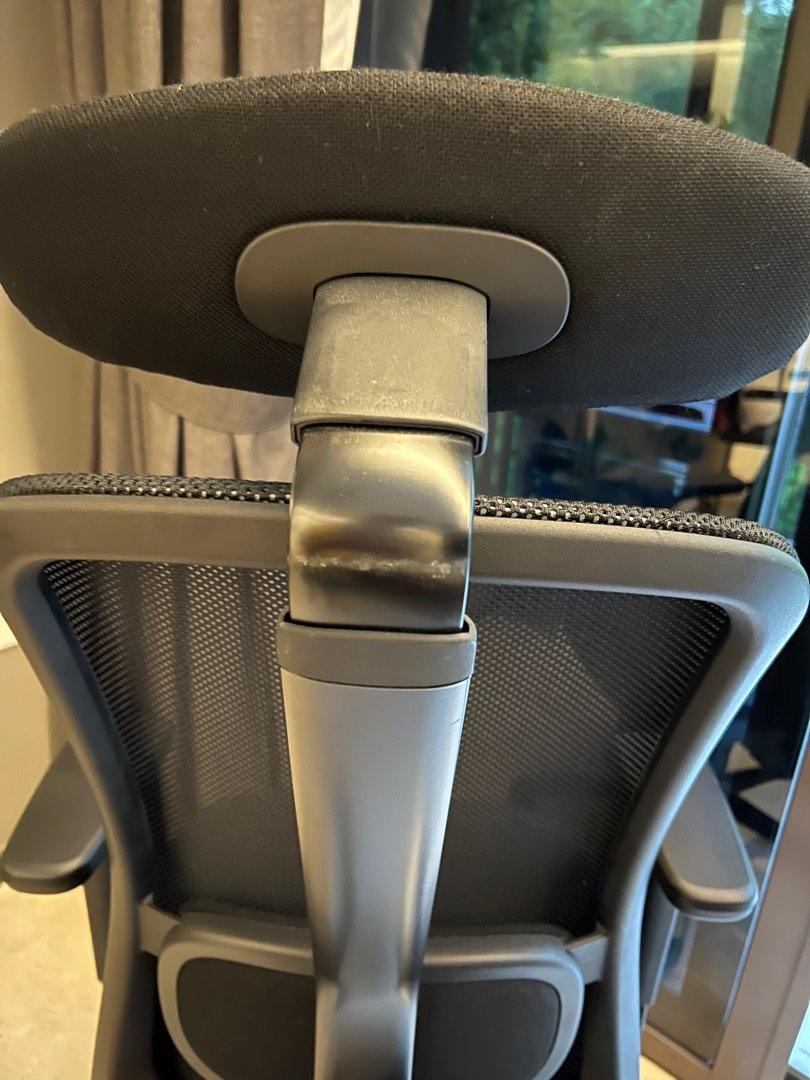 HAG Flokk Sofi Mesh 7500 w headrest, Furniture & Home Living, Furniture ...