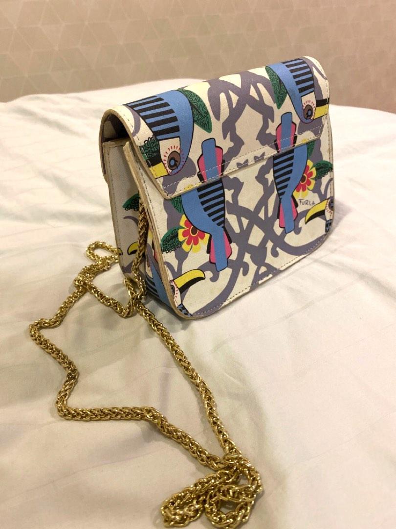 Handbeg, Luxury, Bags & Wallets on Carousell