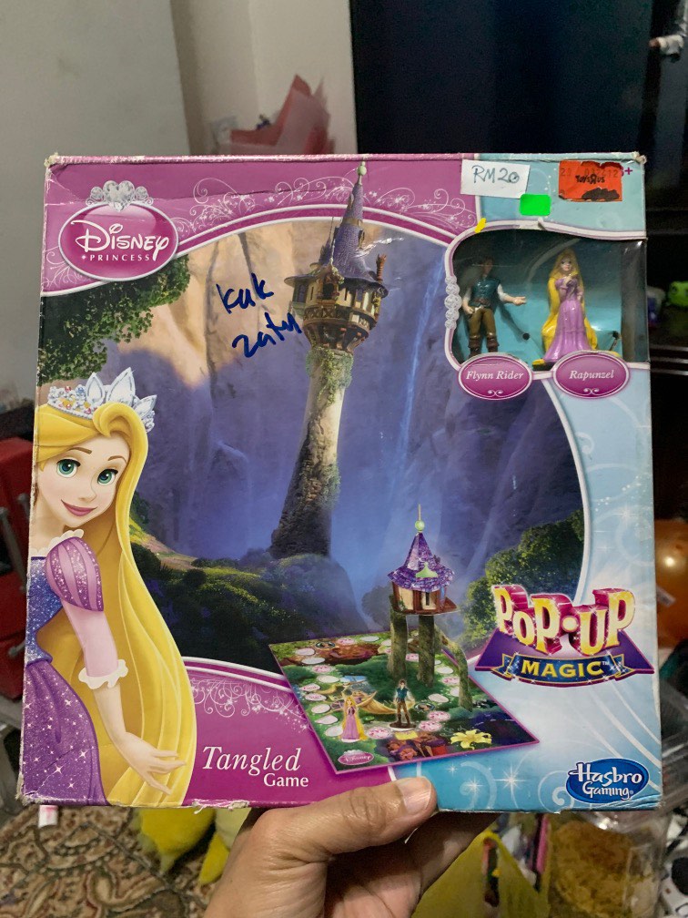 Hasbro tangled game, Hobbies & Toys, Toys & Games on Carousell
