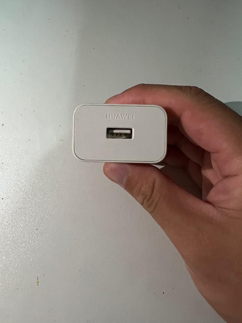 HUAWEI SuperCharge 40W fast charging power plug Brick, Mobile Phones ...
