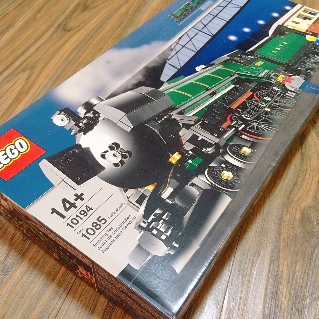 Lego 10194 Emerald Night Train (MISB), Hobbies & Toys, Toys & Games on ...