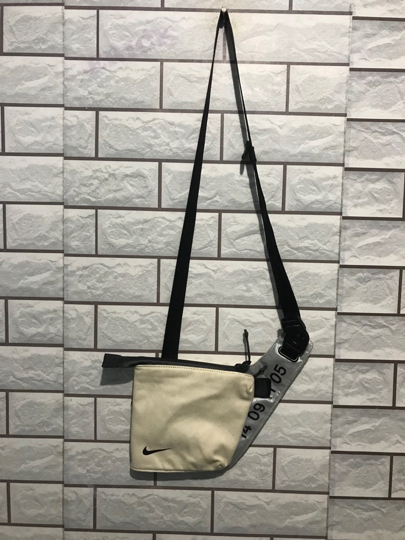 nike tech. crossbody, Men's Fashion, Bags, Sling Bags on Carousell