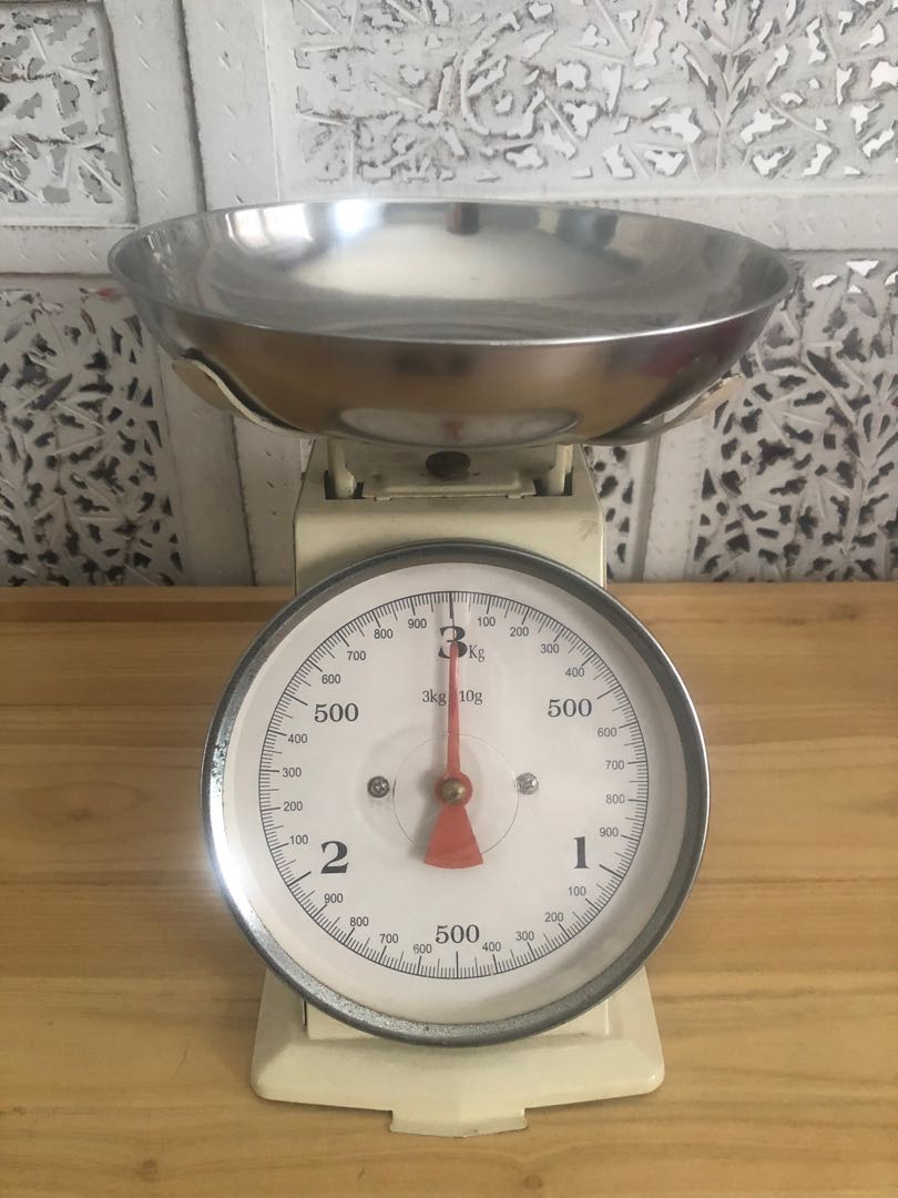 Old School Weighing Scale, TV & Home Appliances, Kitchen Appliances ...