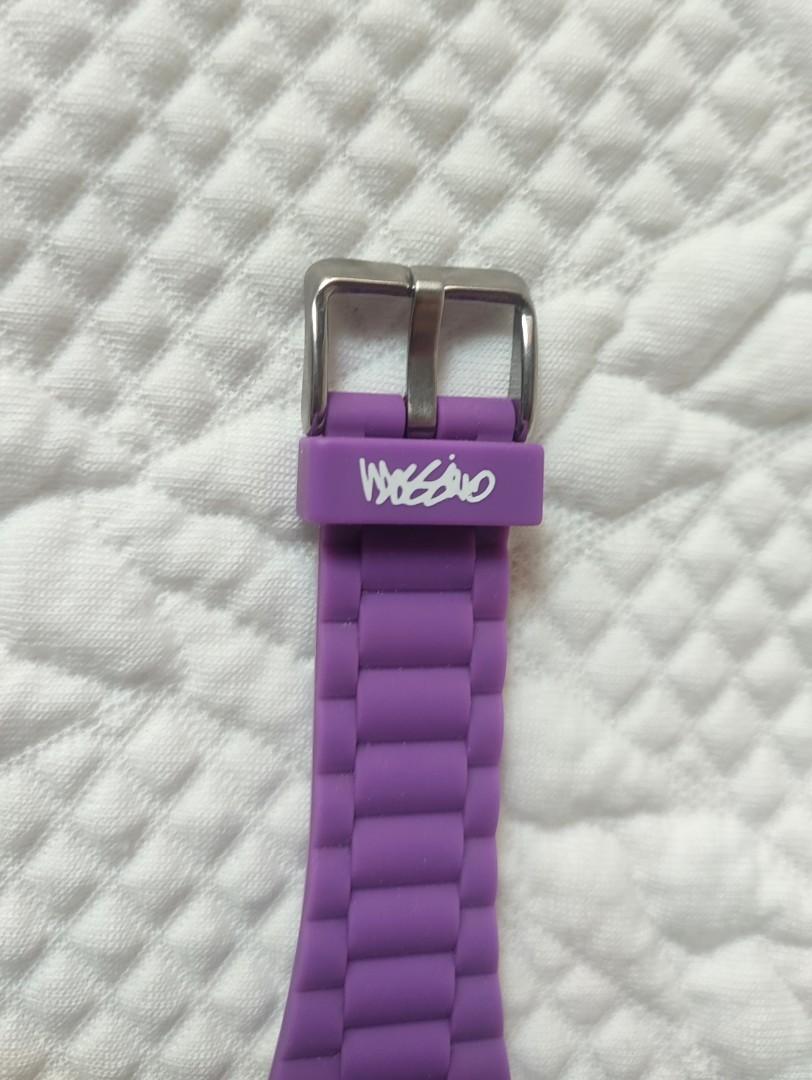 ORIGINAL MOSSIMO DIGITAL WATCH, Women's Fashion, Watches & Accessories ...