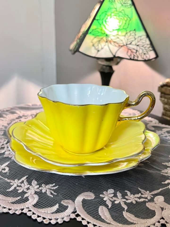 Royal Stuart teacup, Hobbies & Toys, Collectibles & Memorabilia ...
