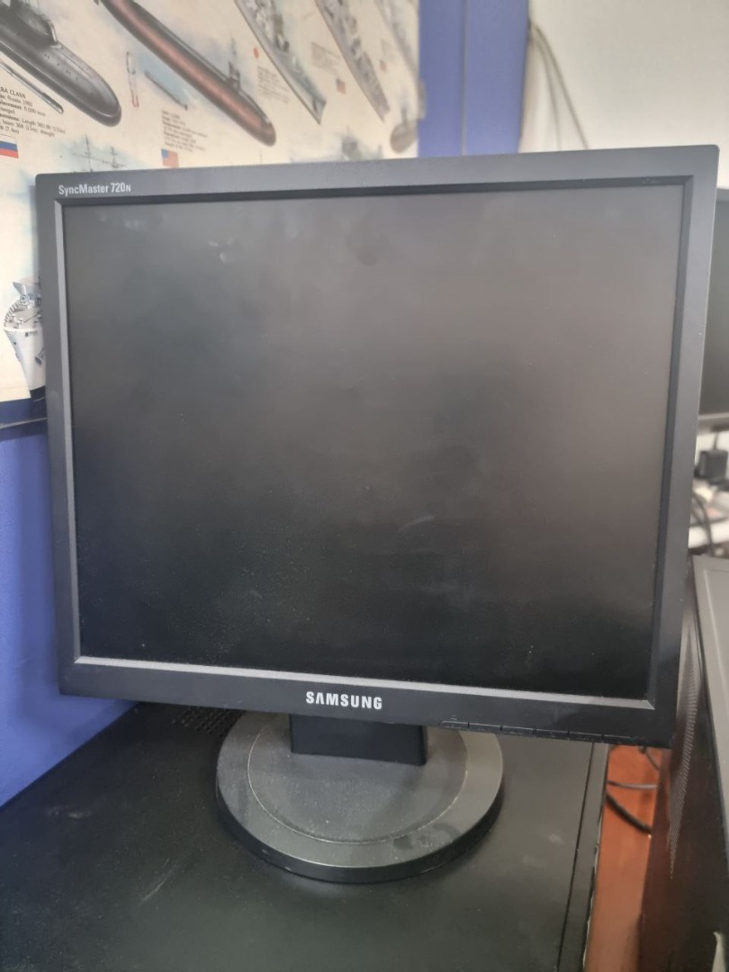 Samsung 17" Synmaster 720n Monitor, Computers & Tech, Parts ...