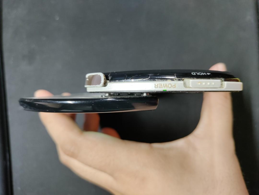 SONY PSP GO ( Black), Video Gaming, Video Game Consoles, PlayStation on Carousell