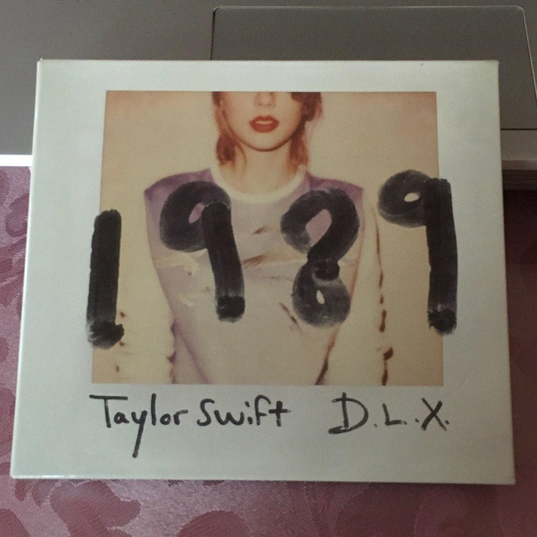Taylor Swift 1989 Deluxe Edition album, Hobbies & Toys, Music & Media ...