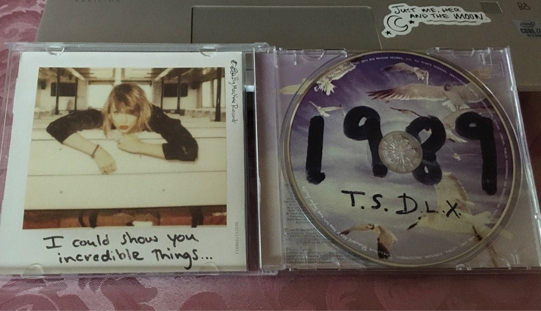 Taylor Swift 1989 Deluxe Edition album, Hobbies & Toys, Music & Media ...