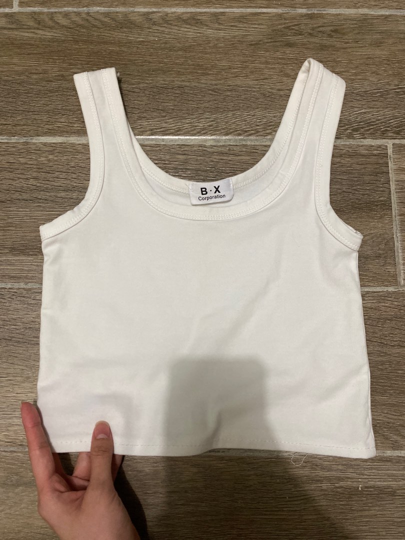 White Singlets, Women's Fashion, Tops, Sleeveless on Carousell