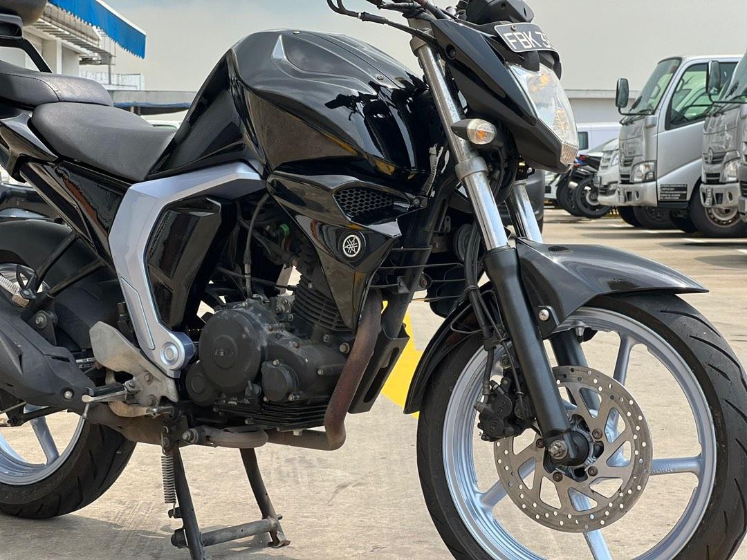 Yamaha FZN150 Coverset & Rims Spray Painting, Motorcycles, Motorcycle ...