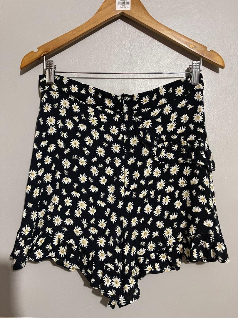 Zara Skort, Women's Fashion, Bottoms, Shorts on Carousell