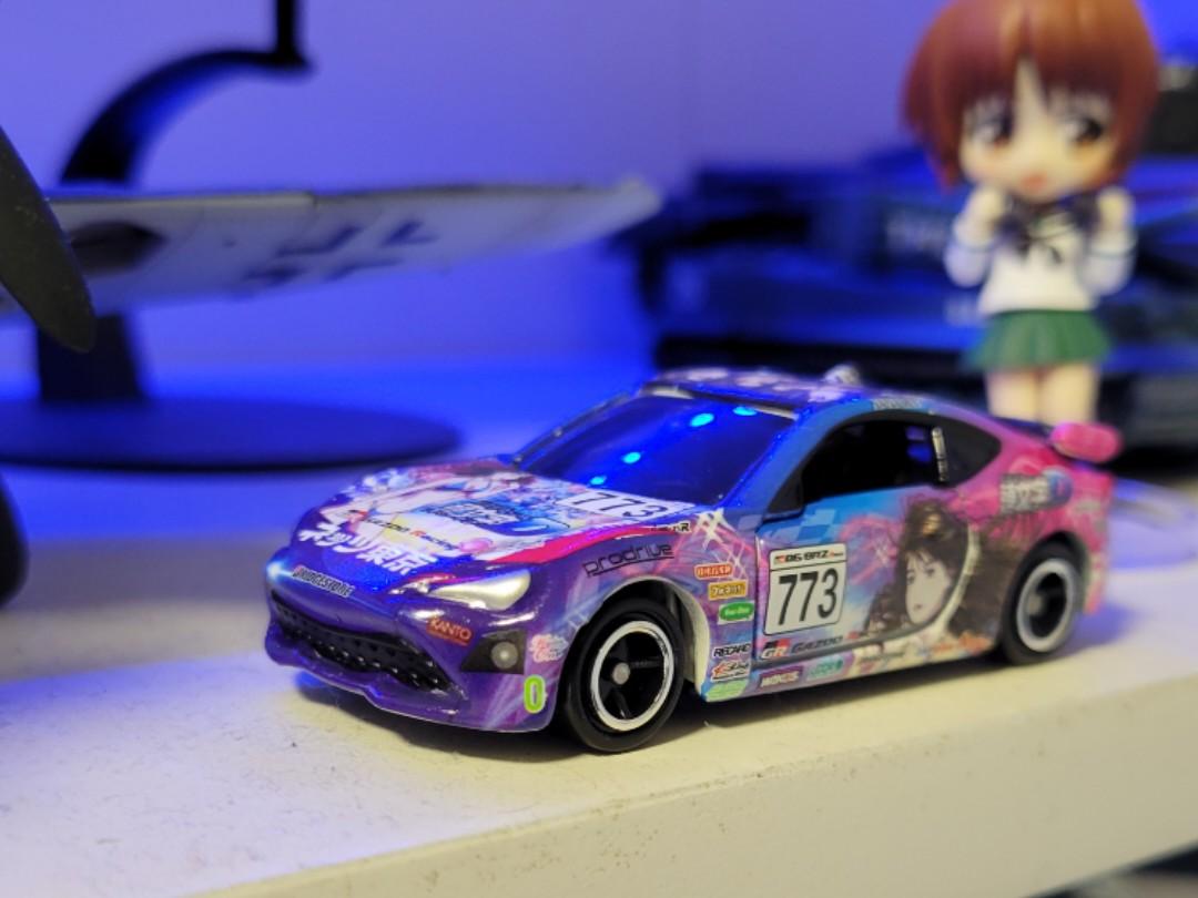 1/64 tomica 二次 痛車 initial d 頭文字D toyota gazoo racing gt86 zn6, 興趣及遊戲, 玩具 & 遊戲類 - Carousell