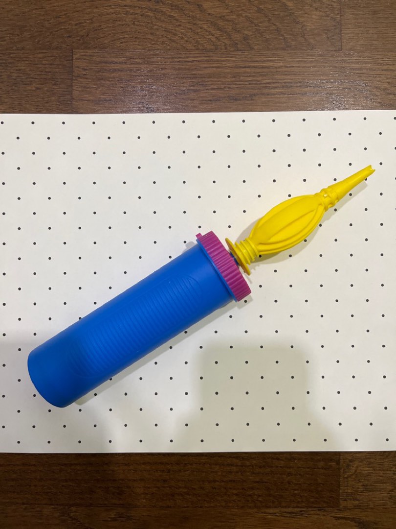 Balloon pump, Hobbies & Toys, Toys & Games on Carousell