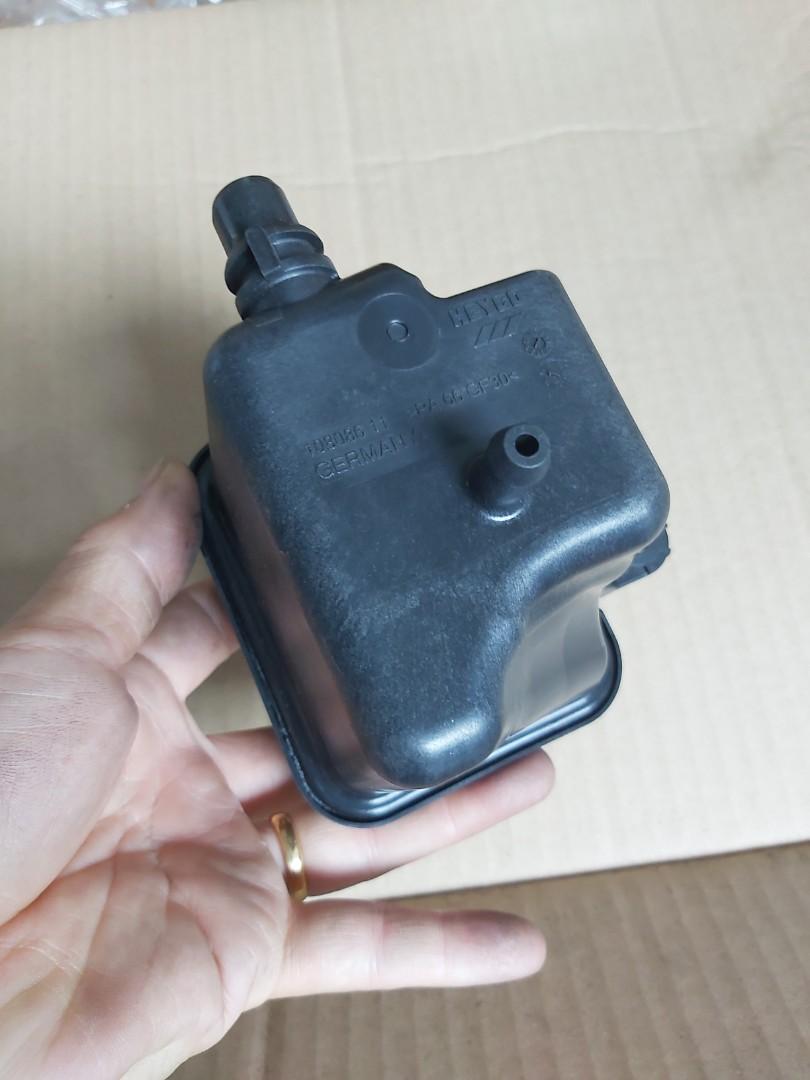 Bmw coolant expansion tank, Car Accessories, Accessories on Carousell