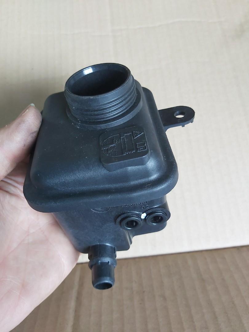 Bmw coolant expansion tank, Car Accessories, Accessories on Carousell