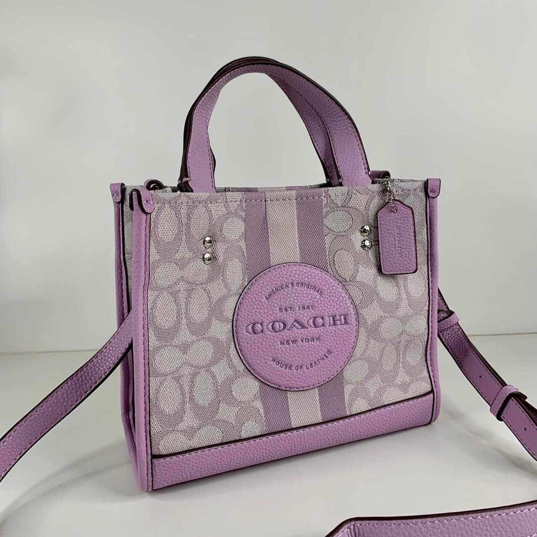 Coach Dempsey Tote 22 in Signature Jacquard (lilac), Women's Fashion ...