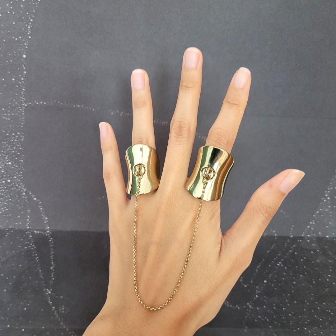 Double chain gold knuckle duster rings, Men's Fashion, Watches ...