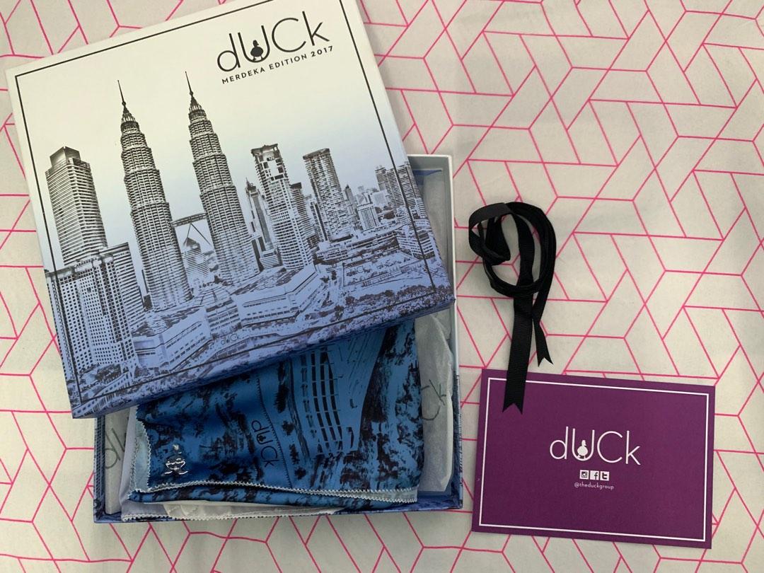 Duck scarves limited edition kl merdeka duck, Women's Fashion, Muslimah ...
