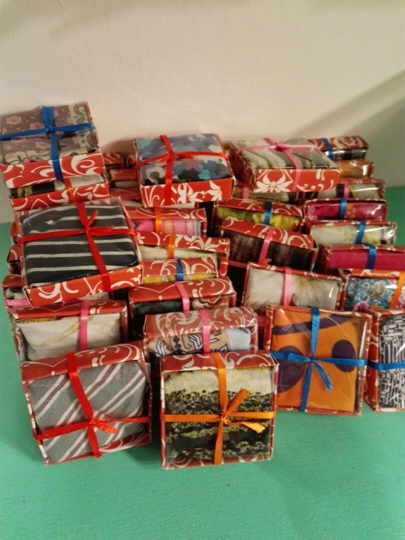 E533 - Batik Handkerchief 10 Boxes Gift/Souvenir, Hobbies & Toys, Stationery & Craft, Occasions ...