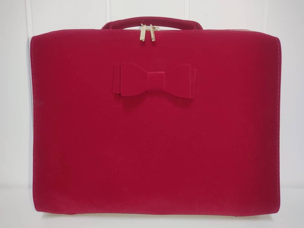 ESTEE LAUDER RED RIBBON BAG, Luxury, Bags & Wallets on Carousell