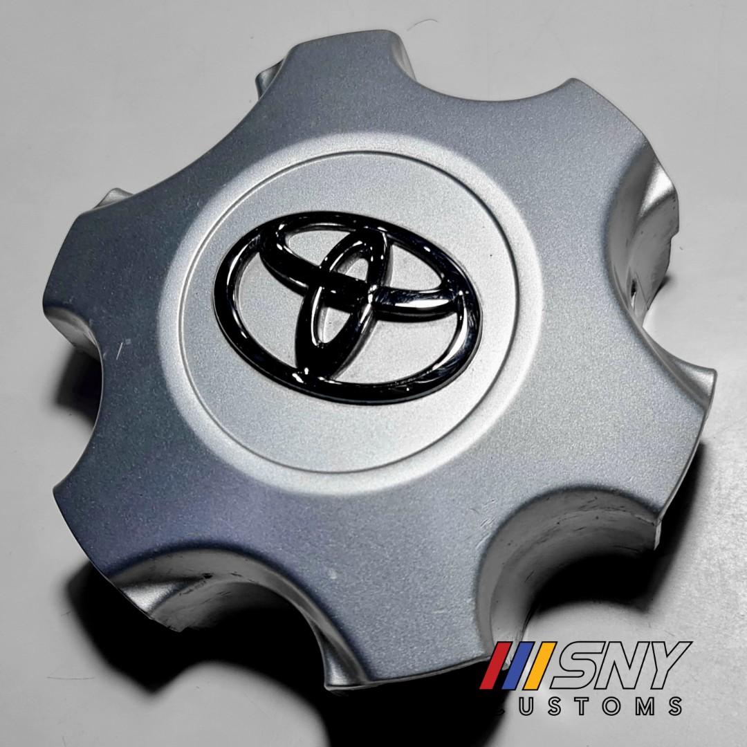 Fortuner center cap original used with toyota logo fortuner, Car Parts ...