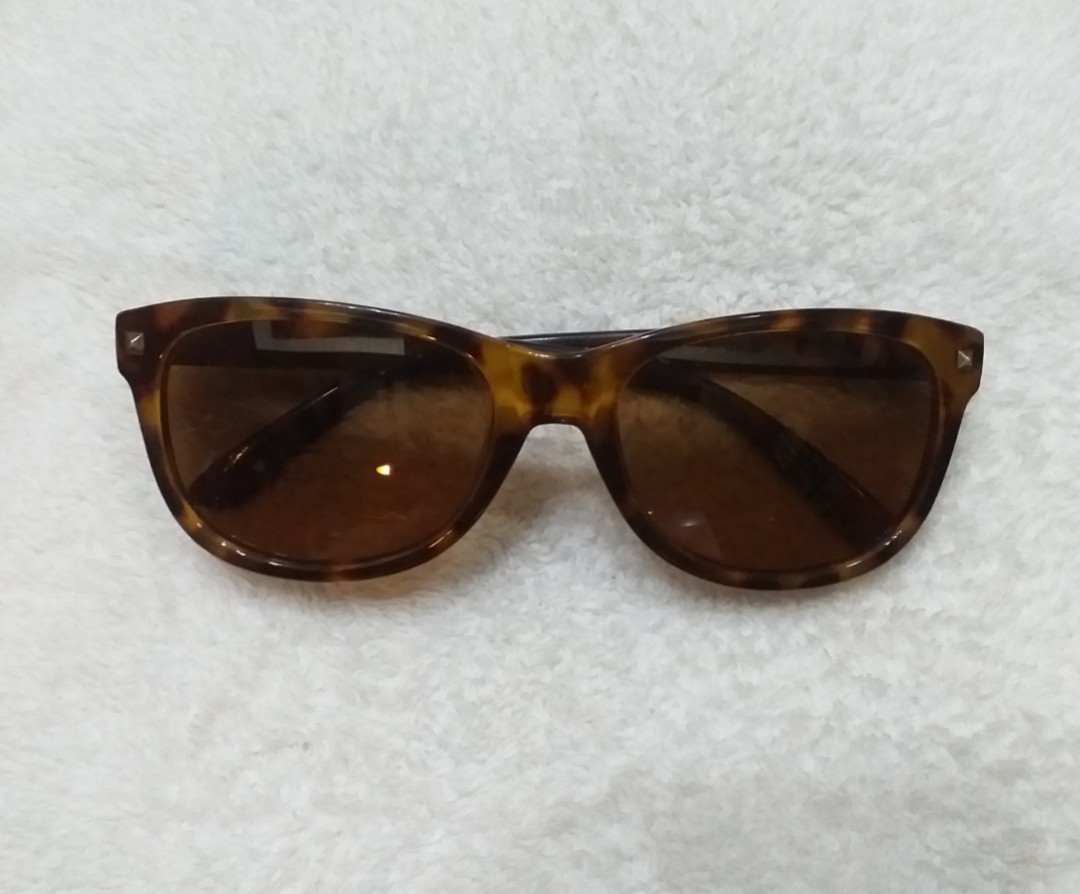 Foster Grant Sunglasses Eyewear Glasses Branded Fashion Shades Wayfarer ...