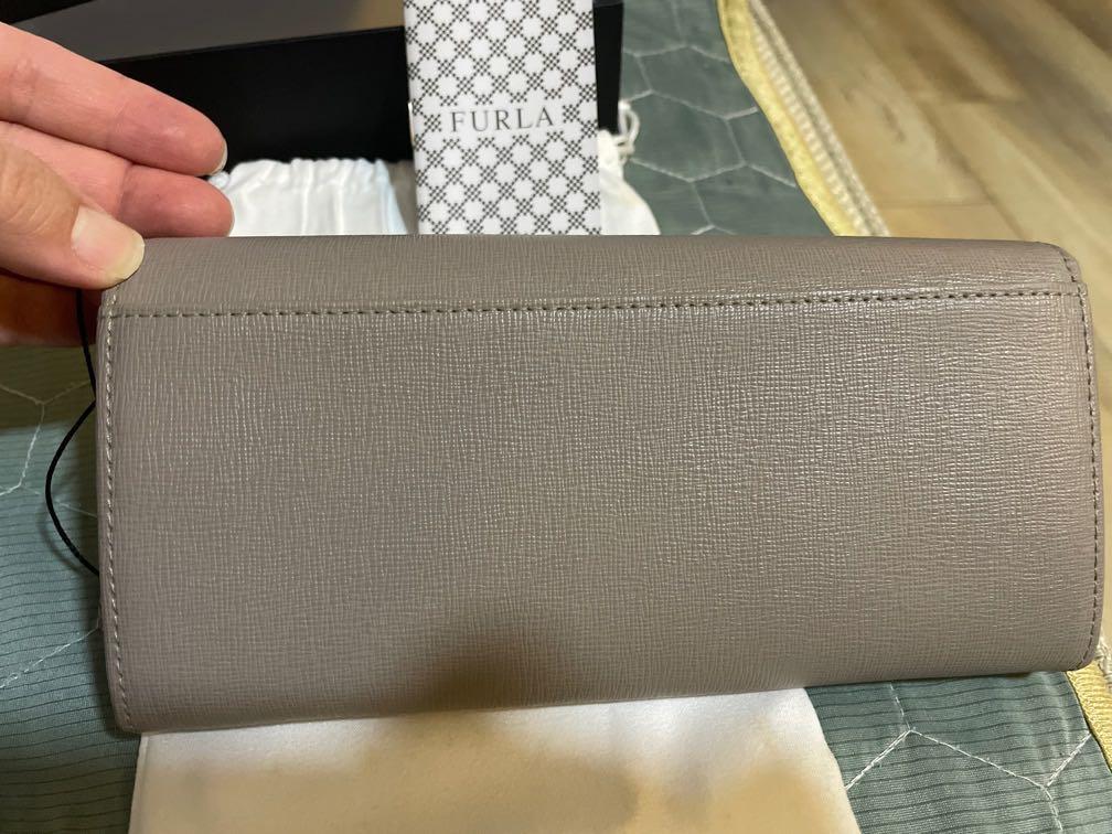 Furla bi-fold Ling wallet (gray), Women's Fashion, Bags & Wallets ...