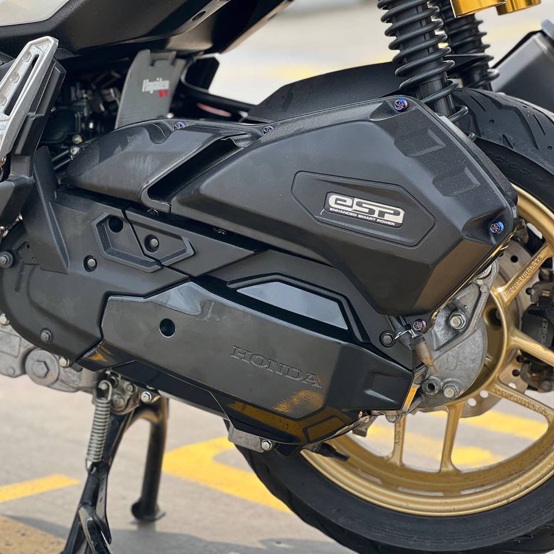 Honda ADV150 Motorcycle Spray Painting, Motorcycles, Motorcycle ...