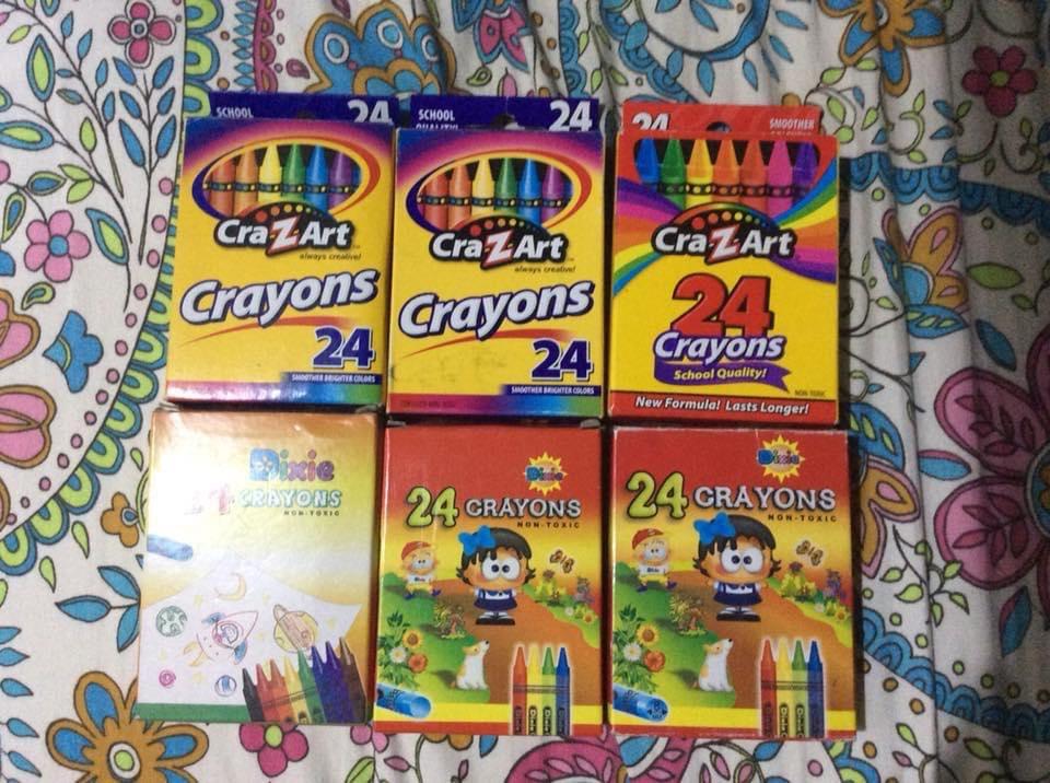 Huge Crayon Collection of 24s, Various Brands included, Hobbies & Toys ...