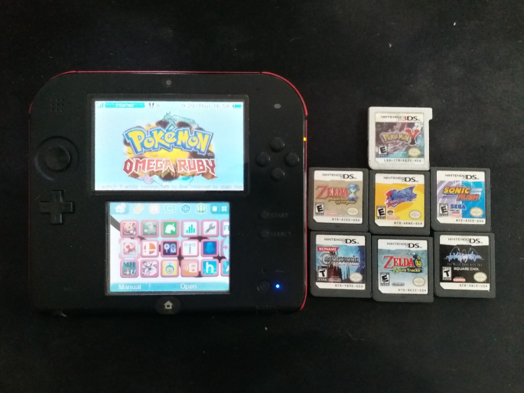 Nintendo 2DS with CFW and original game cartridges, Video Gaming, Video ...