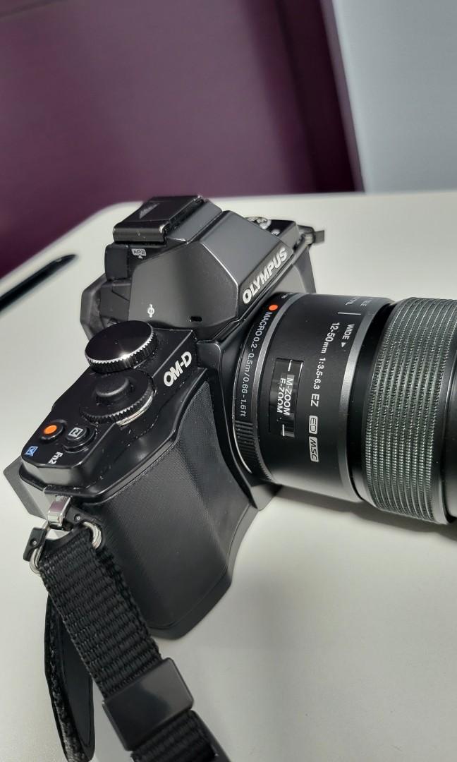 Olympus EM5 MKI Black, Photography, Cameras on Carousell