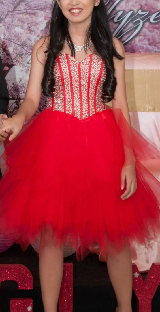 Red short gown, Women's Fashion, Dresses & Sets, Evening dresses ...