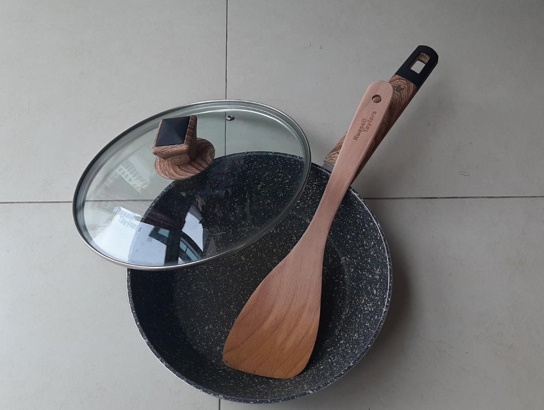 Russell Taylor's non stick marble coated fry pan with lid, Furniture ...