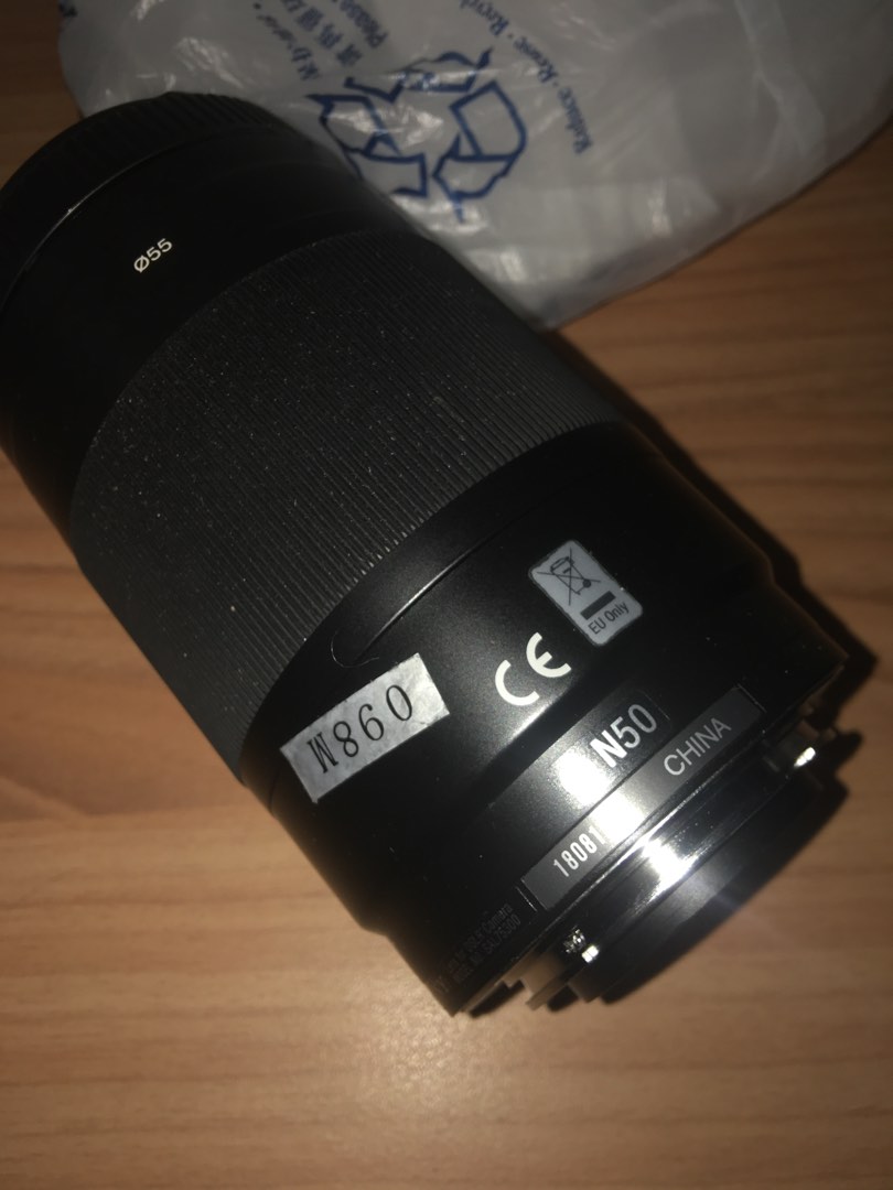 Sony FE 75-300mm lens for selling take note this lens got fungus inside ...