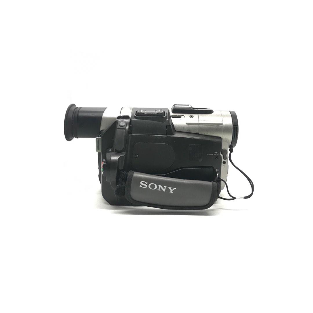 Sony Handycam DCR-TRV7 miniDV, Photography, Video Cameras on Carousell