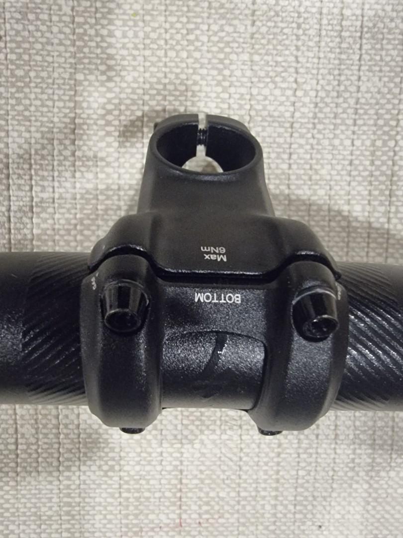 Specialized MTB Handlebar with Stem and Grips, Sports Equipment ...