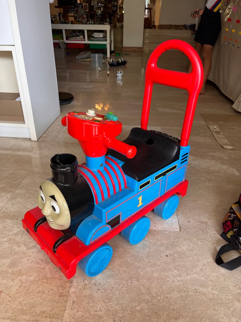 Thomas the Train Ride-On, Hobbies & Toys, Toys & Games on Carousell