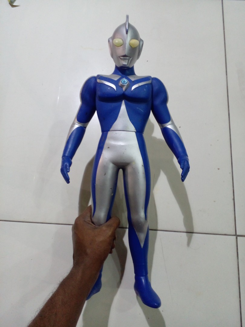 Ultraman big sofubi kyomoto 19 inchi, Hobbies & Toys, Toys & Games on ...