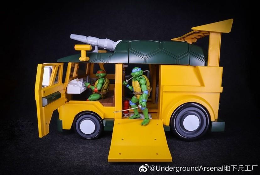 Underground Arsenal Teenage Mutant Ninja Turtles TMNT Turtle Van Party ...