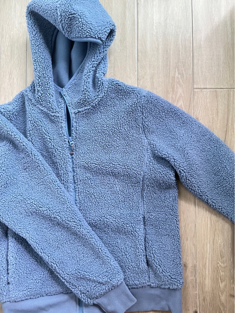 Uniqlo fleece jacket, Women's Fashion, Coats, Jackets and Outerwear on ...