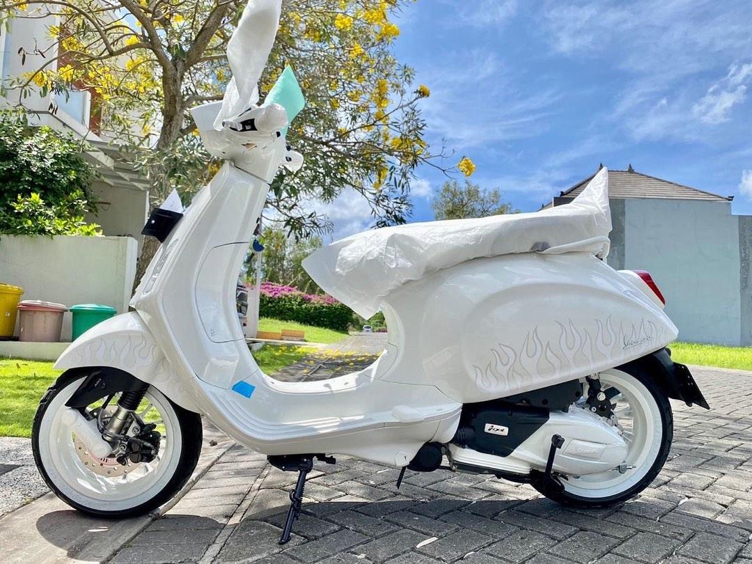 Vespa Justin Bieber NEW 150 LIMITED EDITION, Motor di Carousell