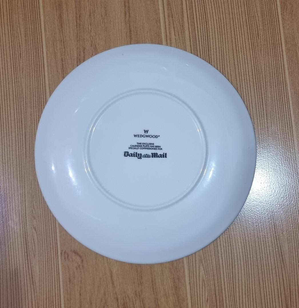 Wedgwood Calendar Plate featuring Queen Elizabeth II in uniform during ...