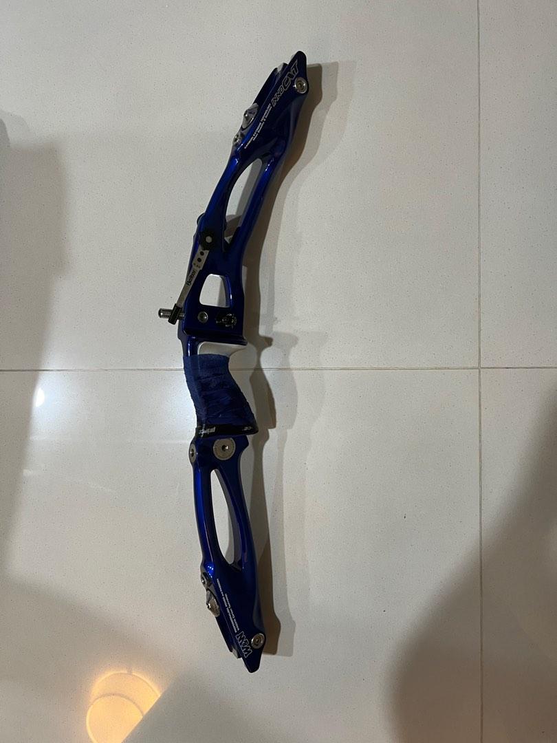 Win & Win Inno CXT recurve riser (blue), Sports Equipment, Other Sports ...