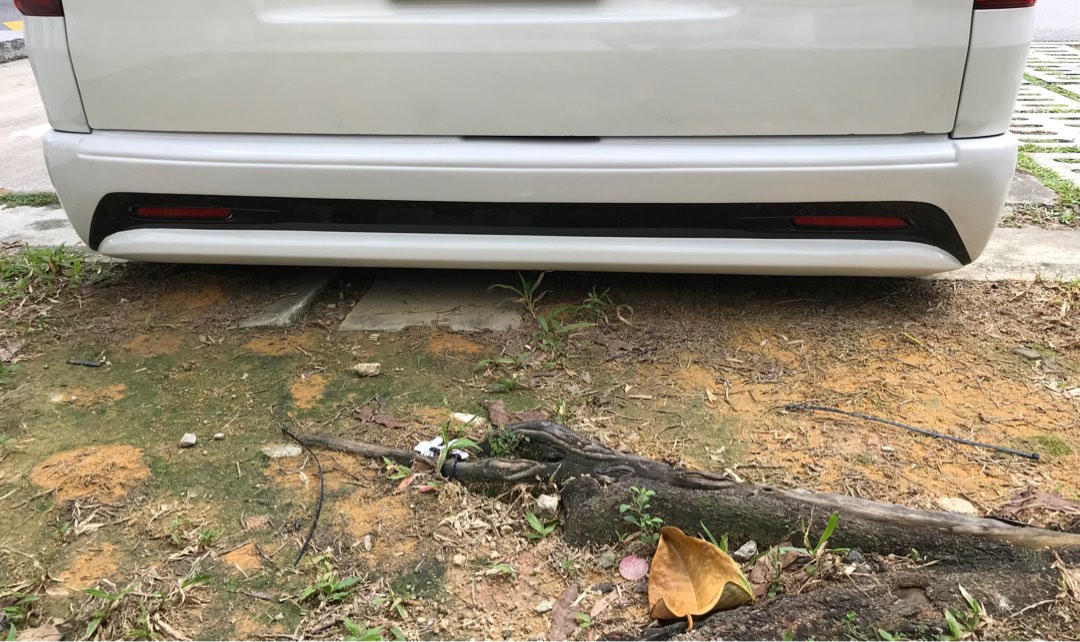 Hiace Airbuz Rear Bumper, Car Accessories, Accessories on Carousell